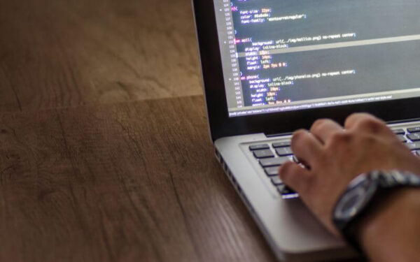O Que é Script: Definição, Tipos e Aplicações Dinâmicas